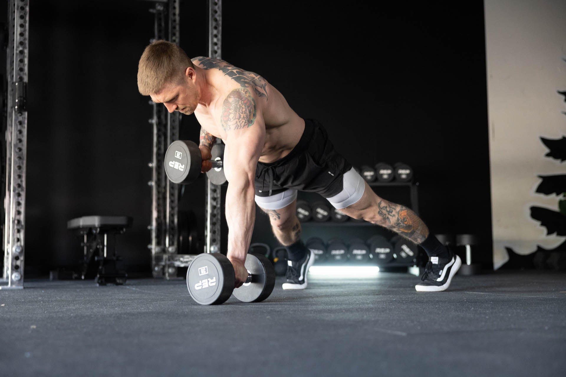 The Ultimate Guide to Dumbbell Back Exercises – REP Fitness UK
